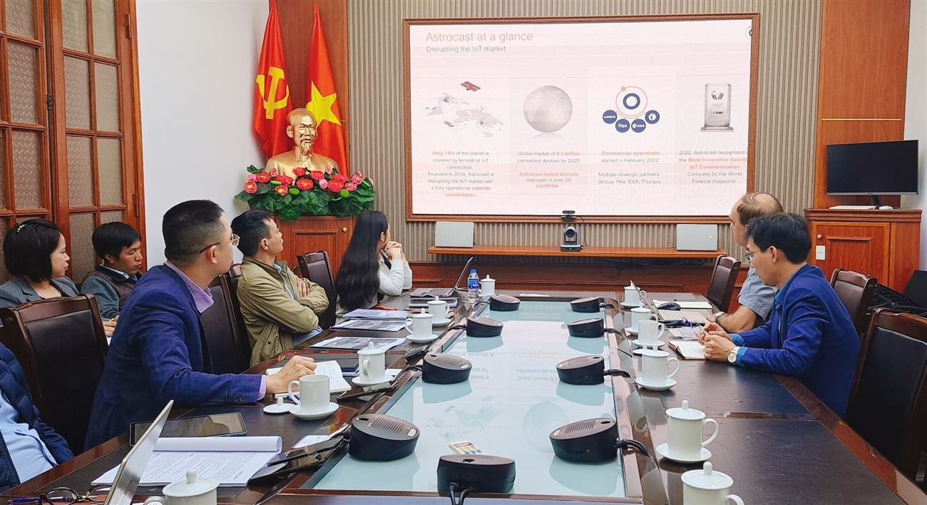 Vishipel đón tiếp và làm việc với đối tác Astrocast